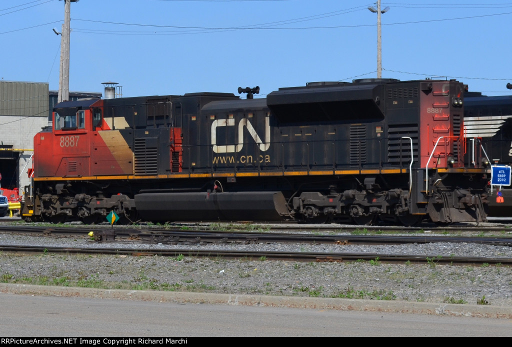 CN 8887